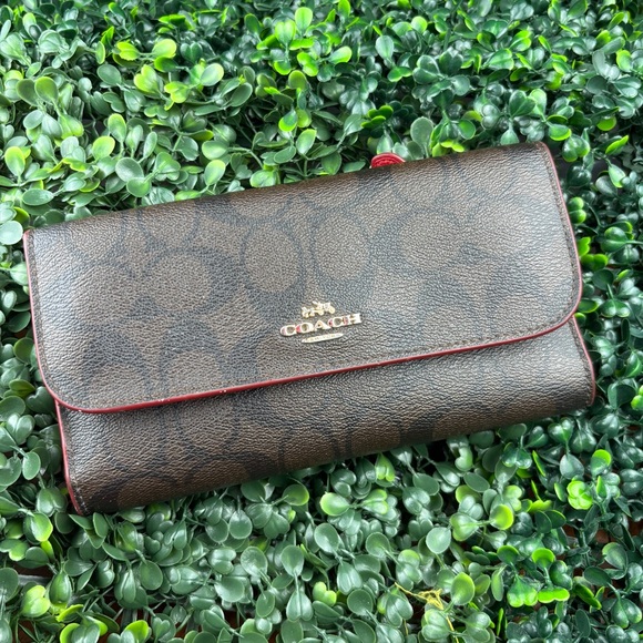 Coach | Bags | Coach Trifold Signature Canvas Wallet With Red Edging ...